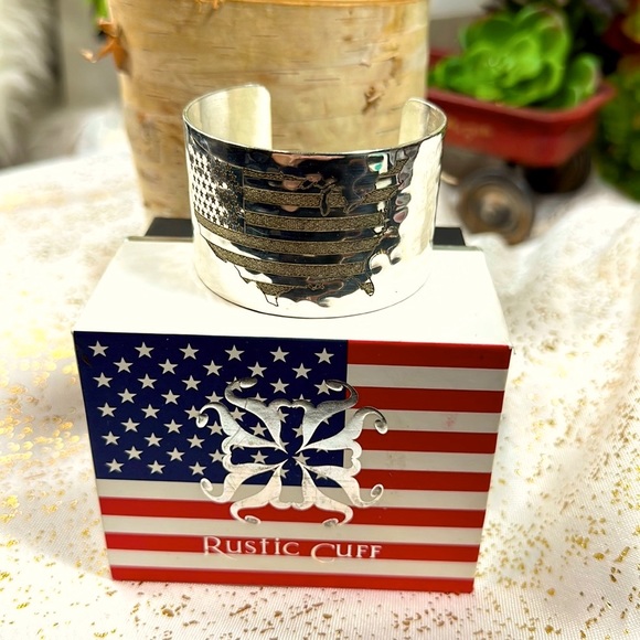 Rustic Cuff | Jewelry | Rustic Cuff Rare Usa Flag Hammered Bracelet ...